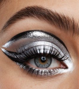 36 Silver Eye Makeup Ideas: Dazzling Metallic Looks